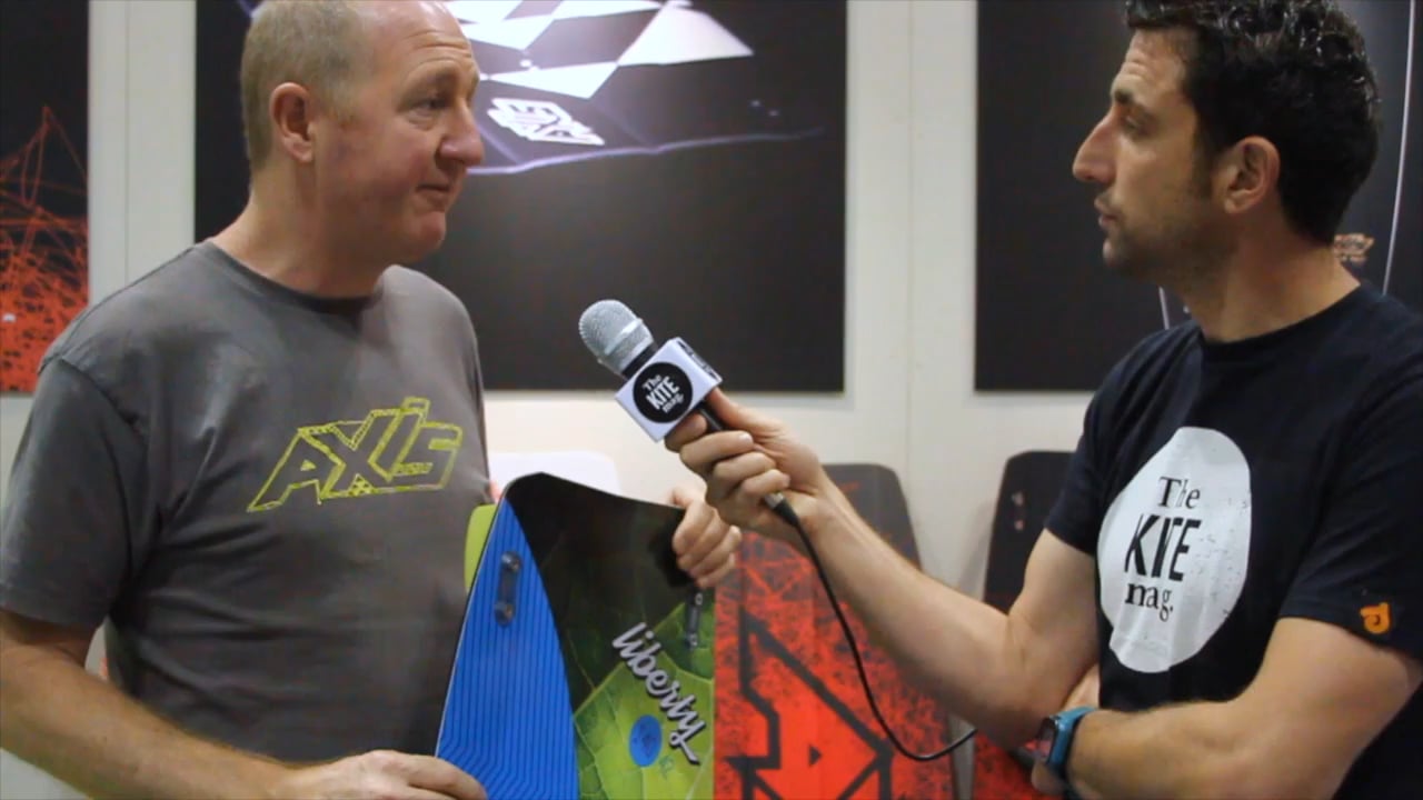 TheKiteMag @ Surf Expo - Axis Twintips with Adrian Roper and Billy ...