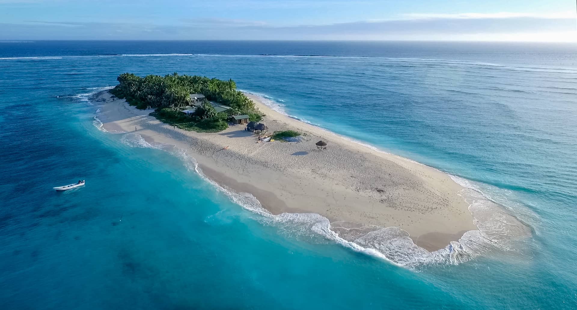 Namotu Island Resort Fiji on Vimeo