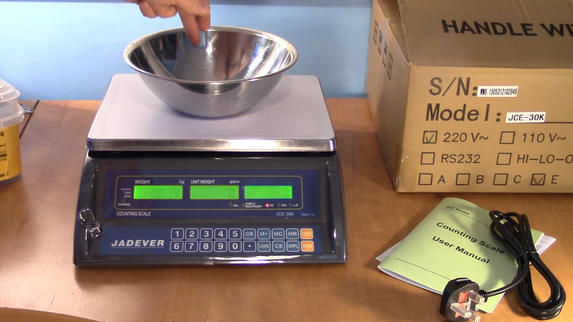 Jadever JCE Counting Scales on Vimeo