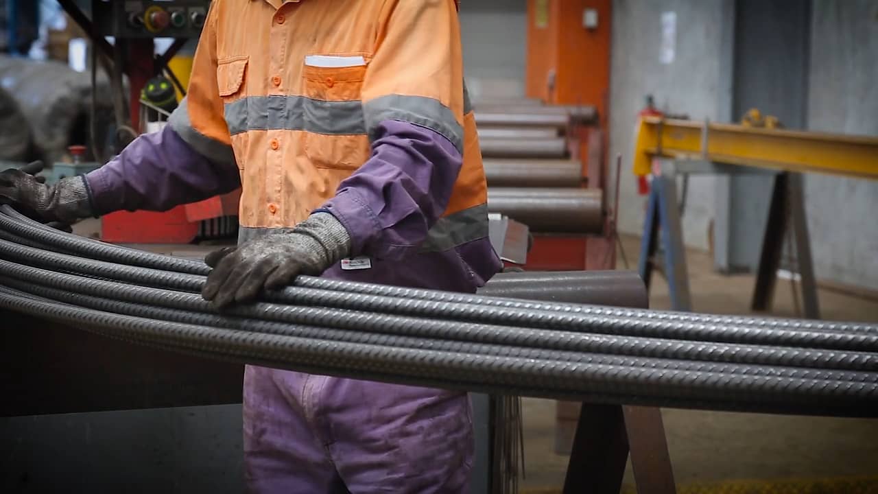 Threading and bending on Vimeo