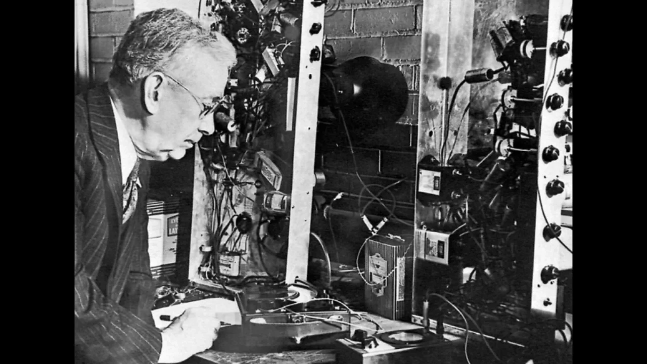 Corporate Media Freedom by Samuel Smithson and Raphael Anderson on Vimeo