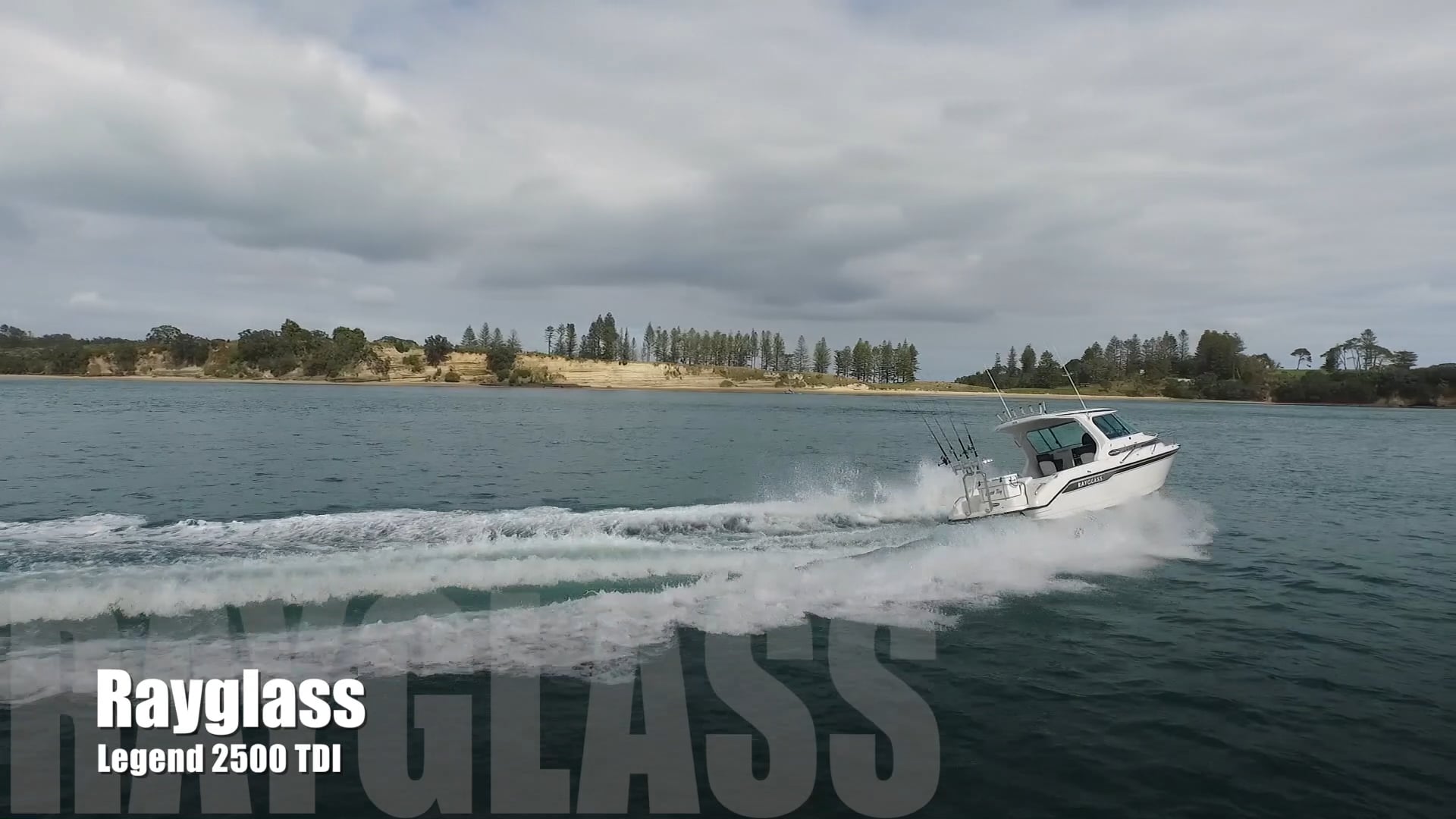 Rayglass Legend 2500 TDI on Vimeo