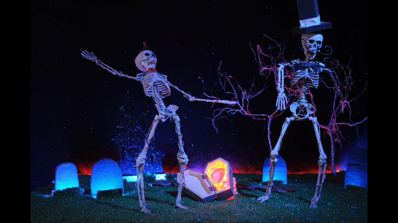 Spooky, Scary, Skeletons