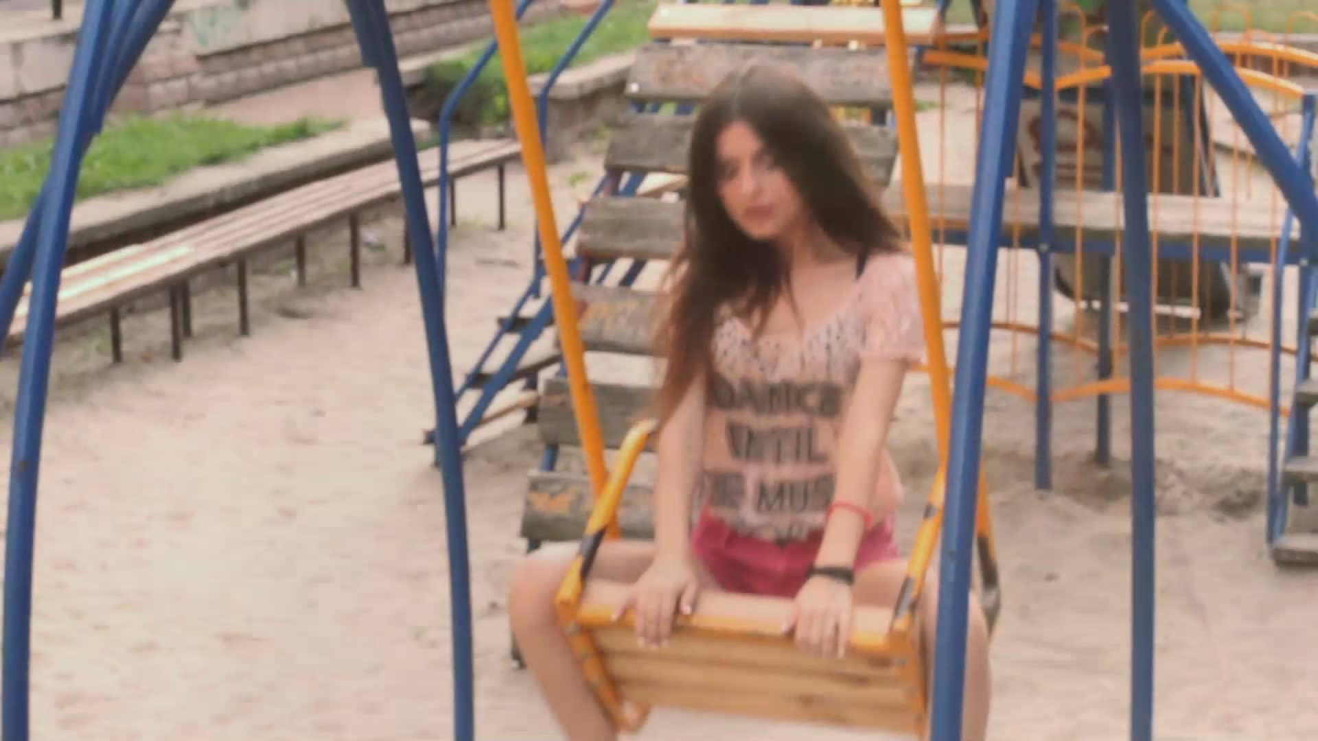 Major Lazer - Powerful (Julia Mindar) on Vimeo