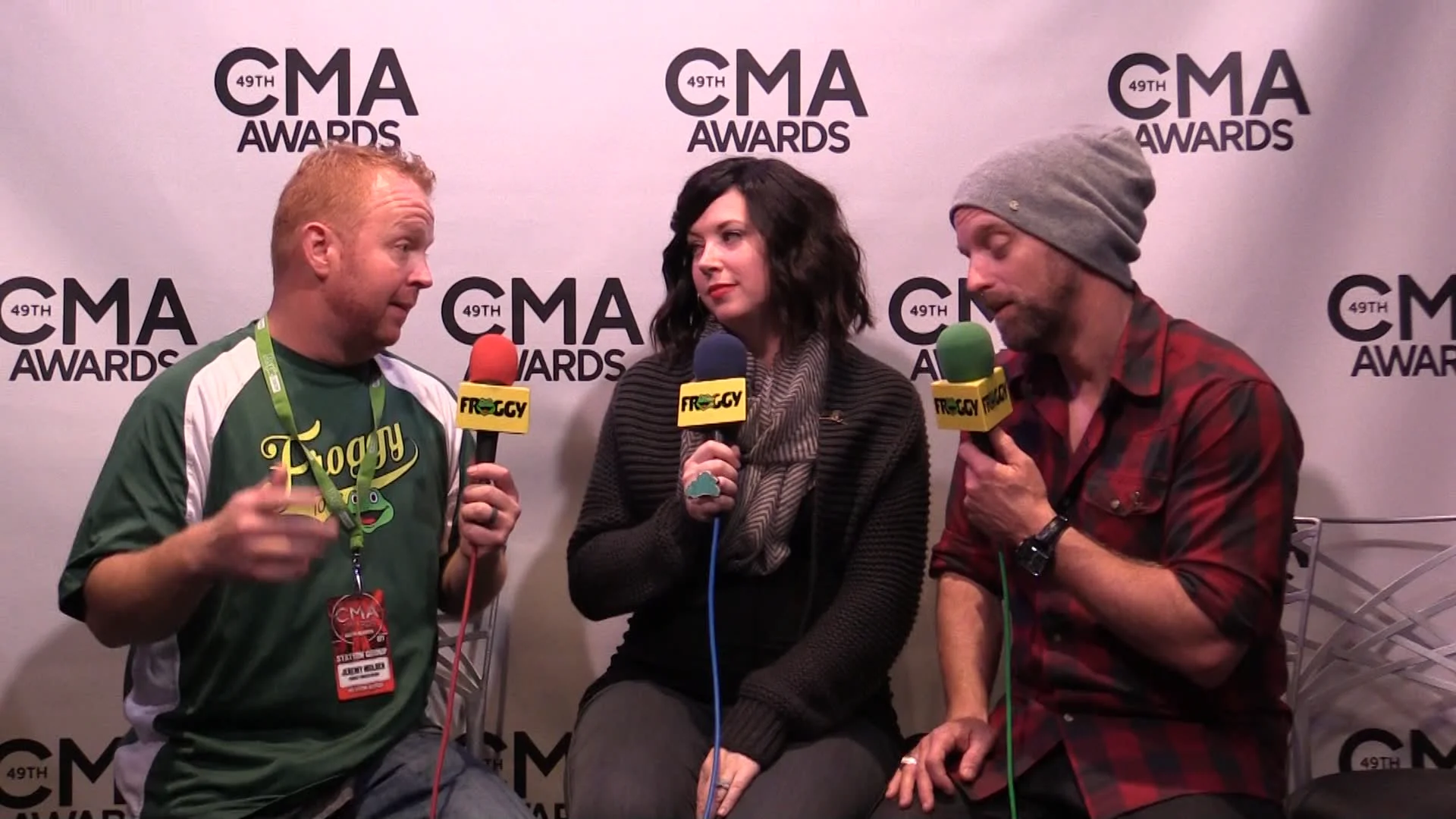 Thompson Square at the 2015 CMA Awards with Froggy on Vimeo