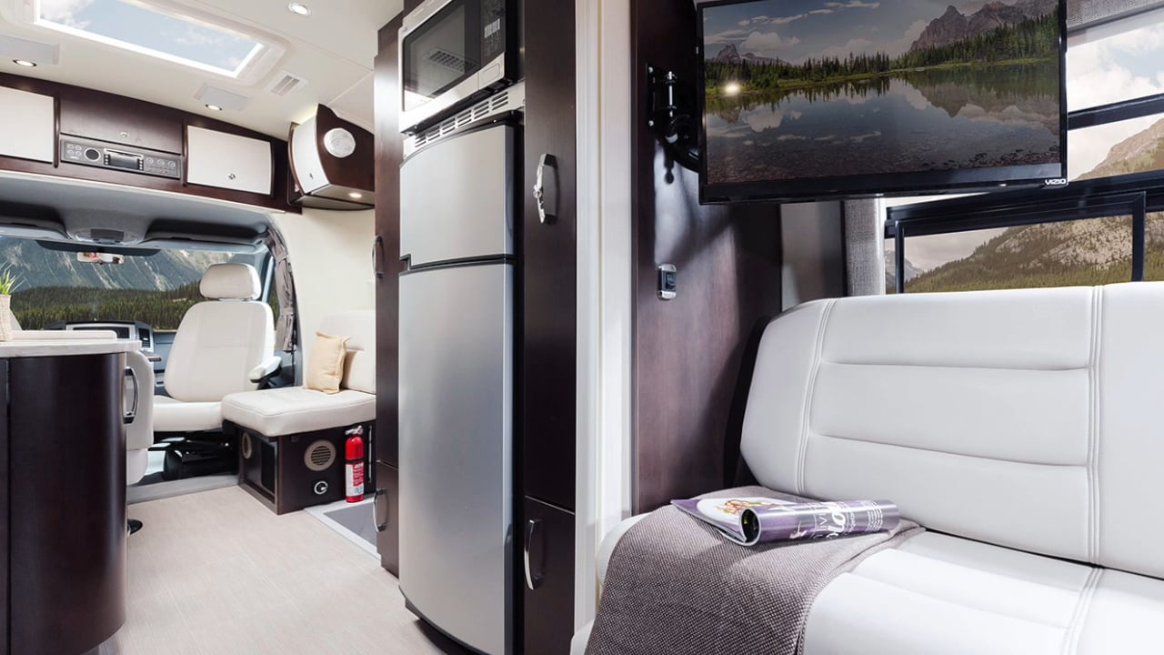 2016 Leisure Serenity RV - Luxe RV on Vimeo
