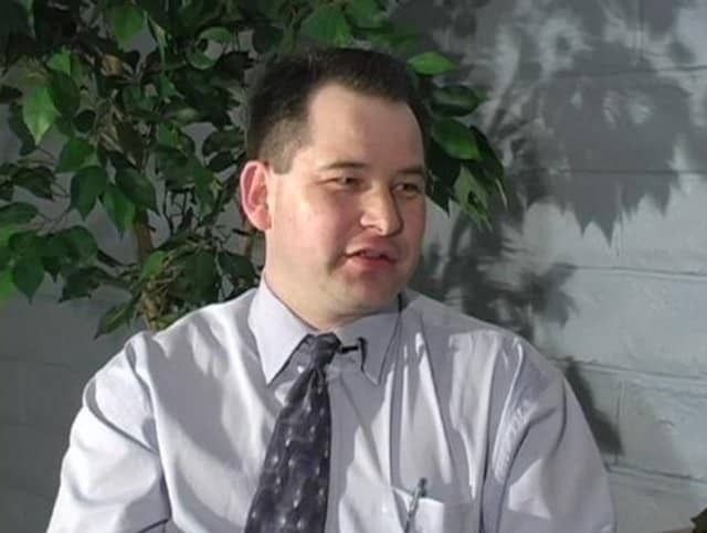 Dr. Robert Fernandez on Vimeo