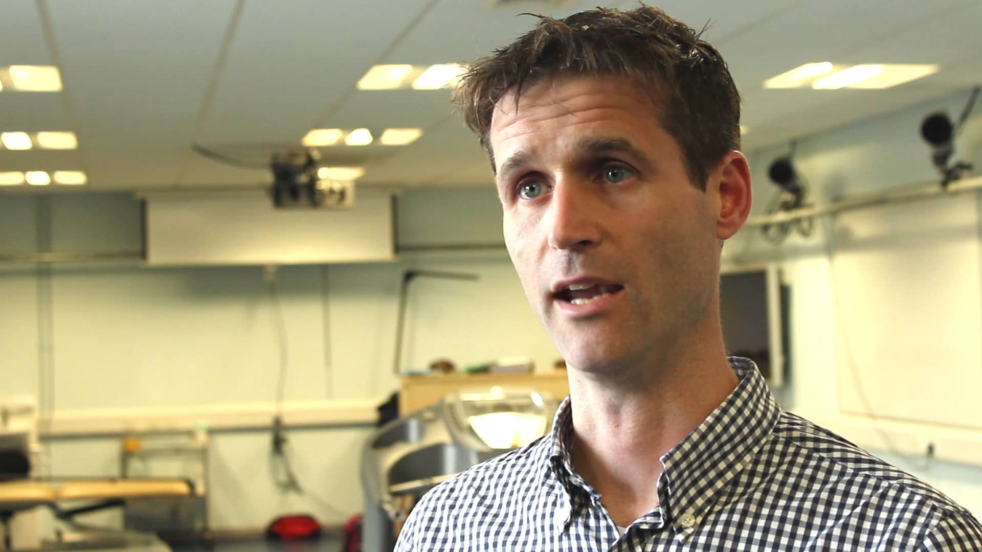 Dr Steve Preece talks about the Running Performance Clinic on Vimeo