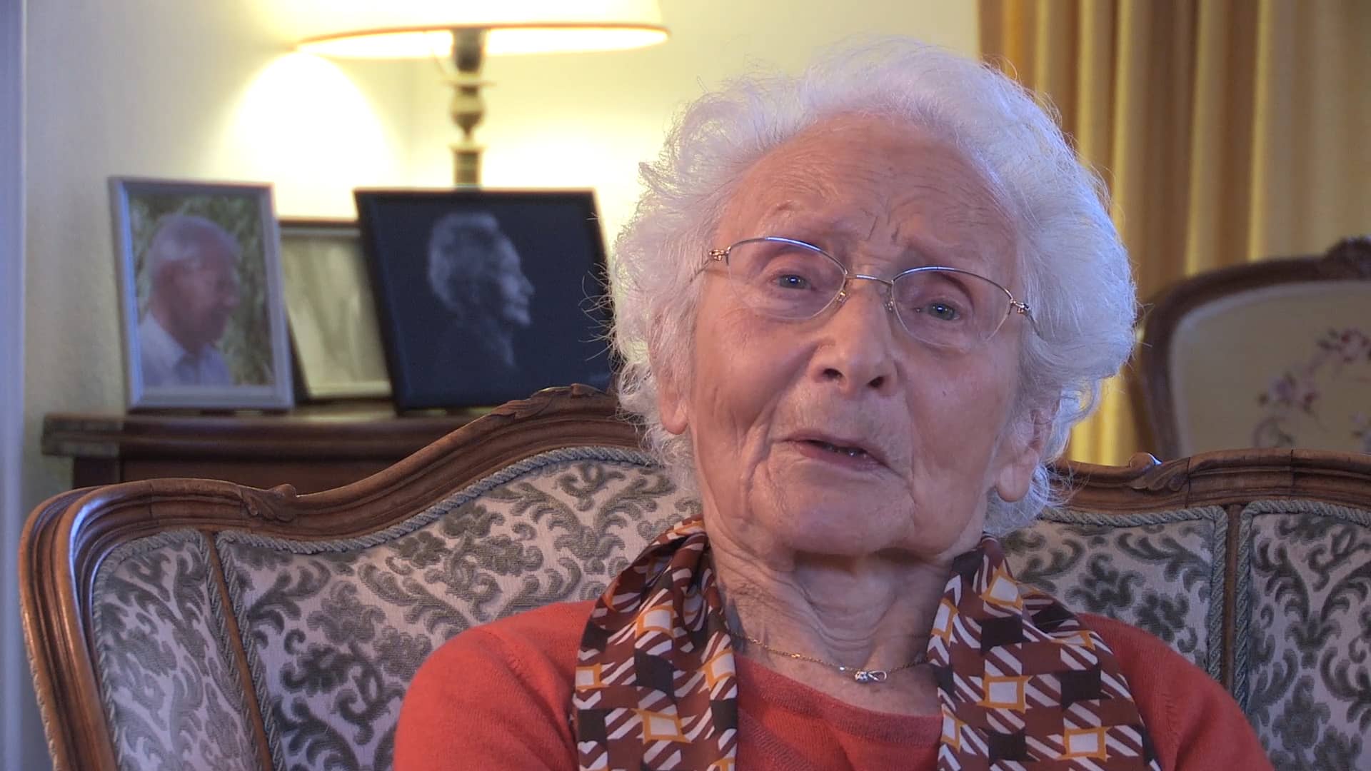 Témoignage d'Arlette Andersen - Rafle du 25 novembre 1943 on Vimeo