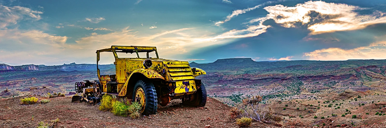 Gary Orona Explains Pictures Vs. Fine Art Photography on Vimeo