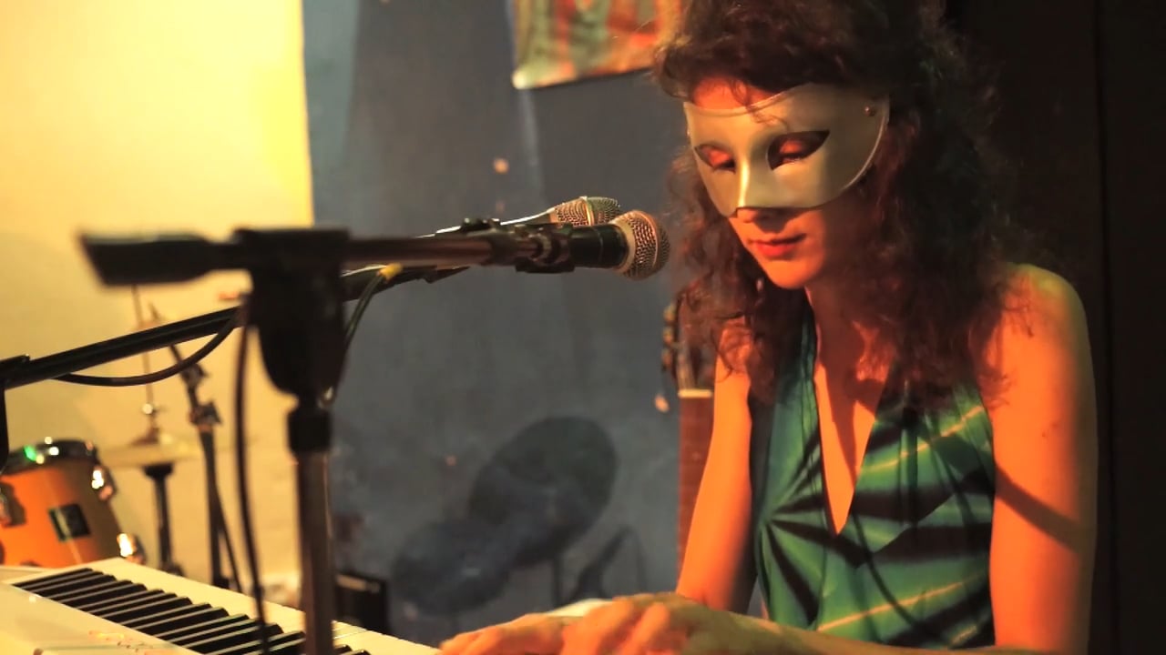 לא טוב היות - Ana T Amat on Vimeo