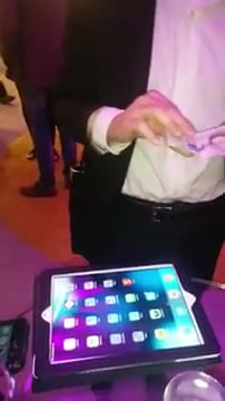 Magician Dan Farrant Folding Money Magic Trick on Vimeo