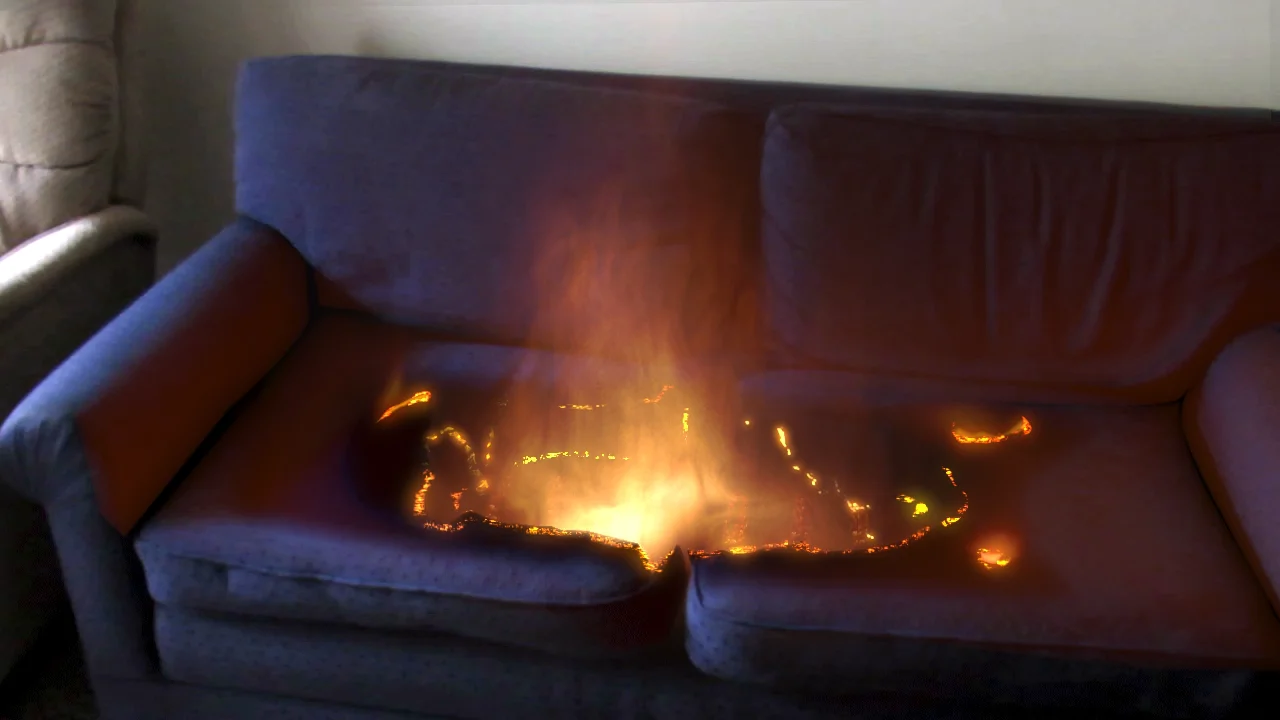 Couch_HiRes on Vimeo