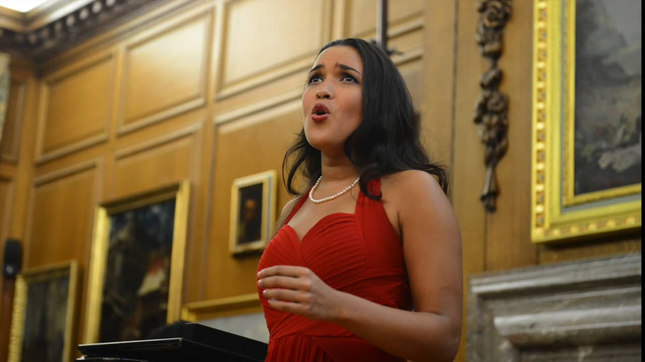 Mikaela Bennett - Le Secret, Fauré on Vimeo