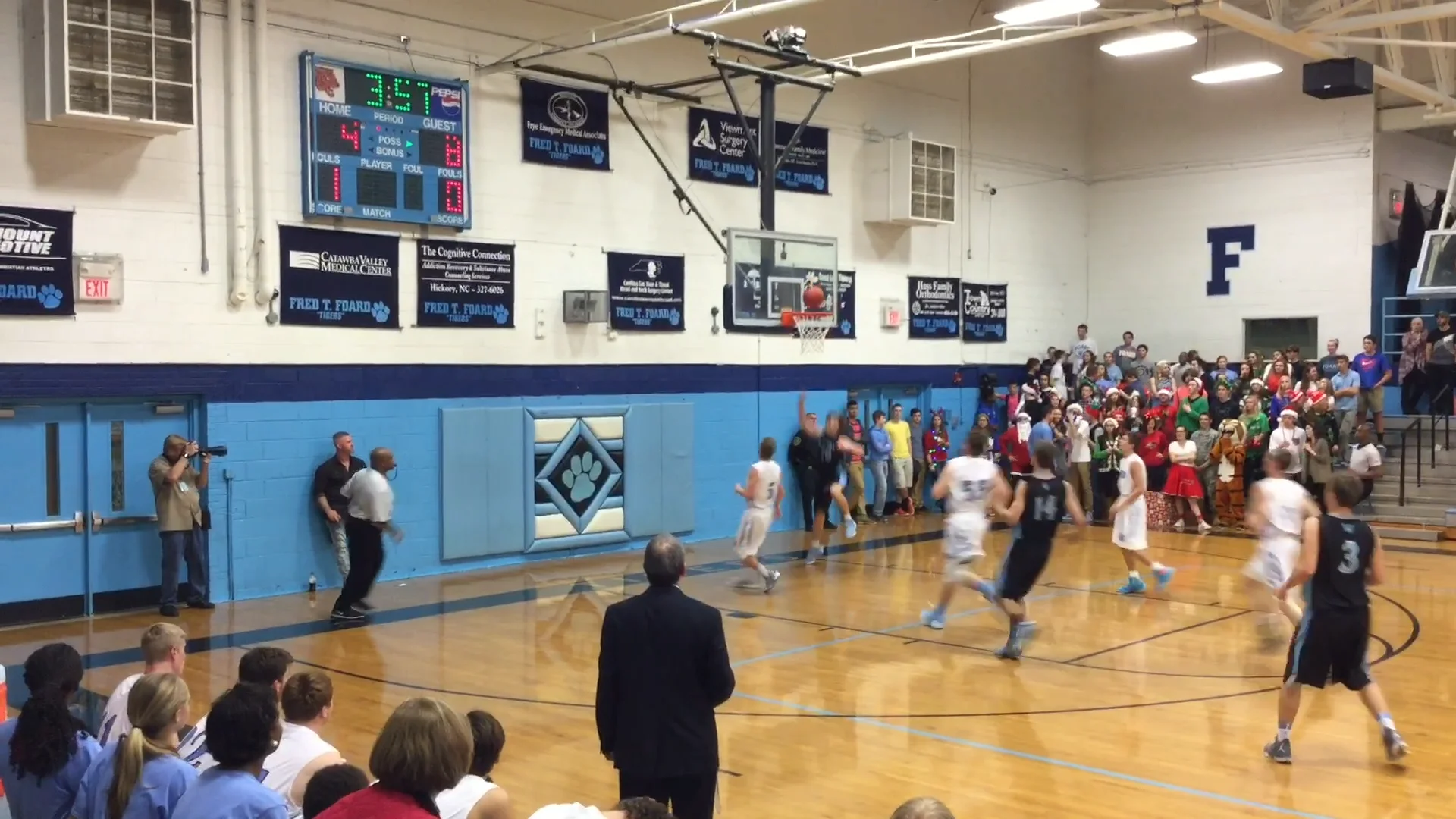Caleb Bryson 15 Points and 9 assists against Fred T Foard on Vimeo