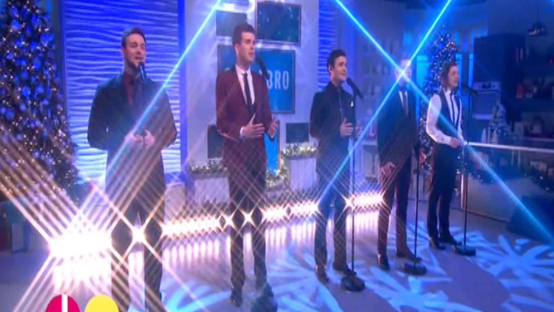 Collabro: ITV1 Lorraine 18/12/2015 on Vimeo