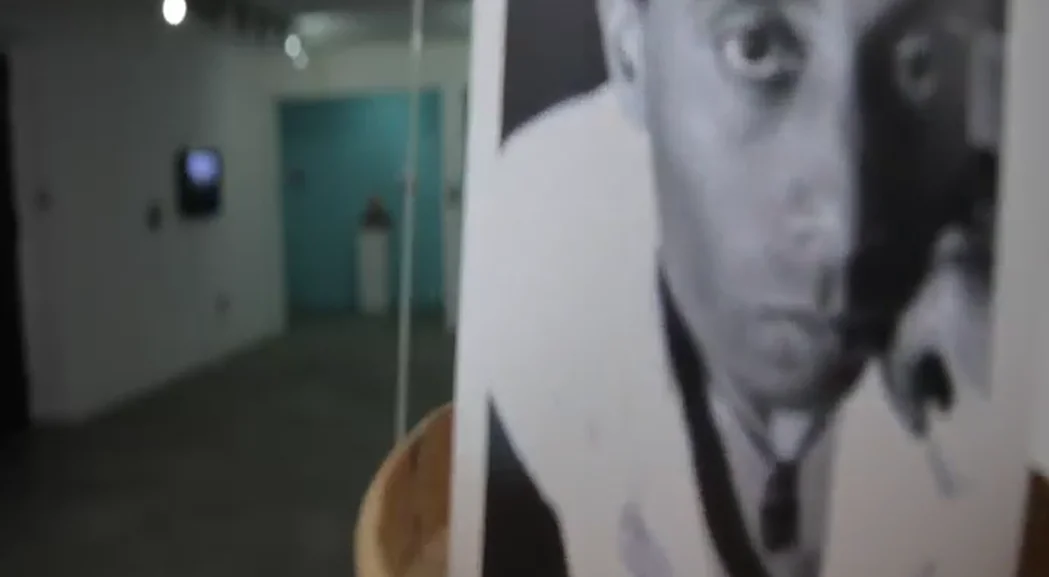 Floating Icons: Maya and Tunde by Sunara Begum on Vimeo