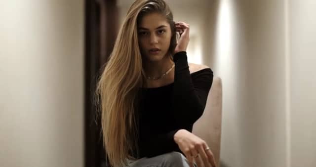 Whitney Suelflohn on Vimeo