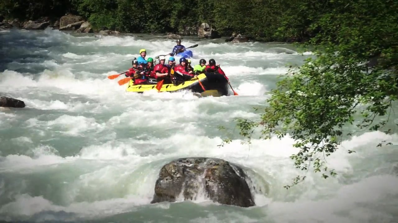 Stubai Wildwasser Rafting on Vimeo