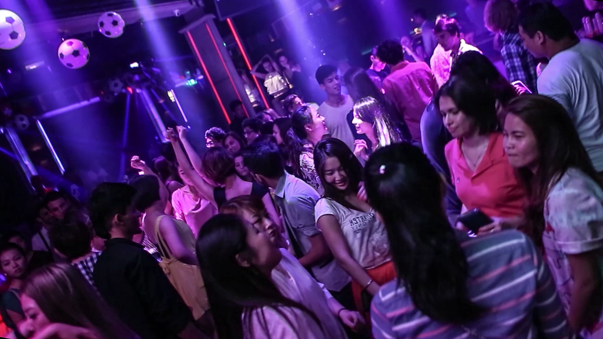 The Shaggers @ Club Vics, Beijing on Vimeo