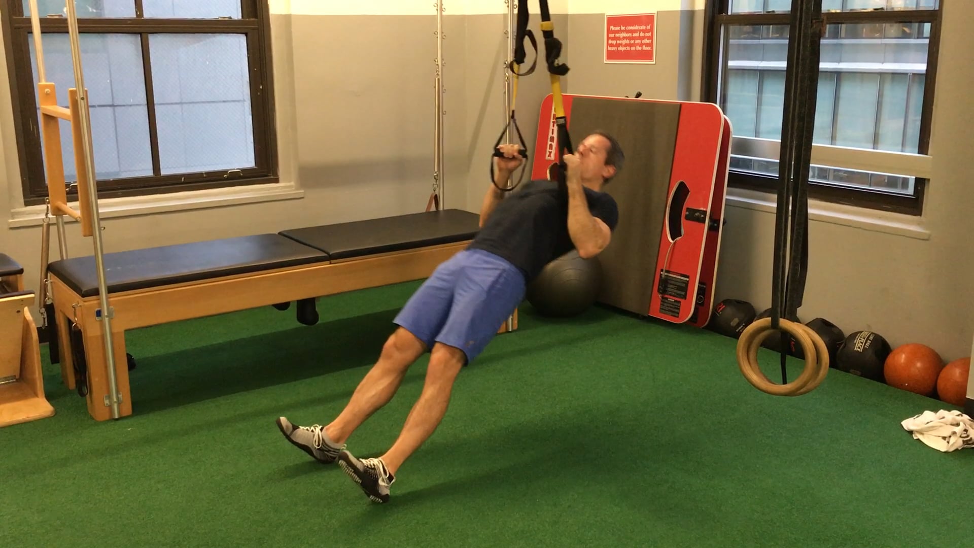 Inverted row (legs straight)
