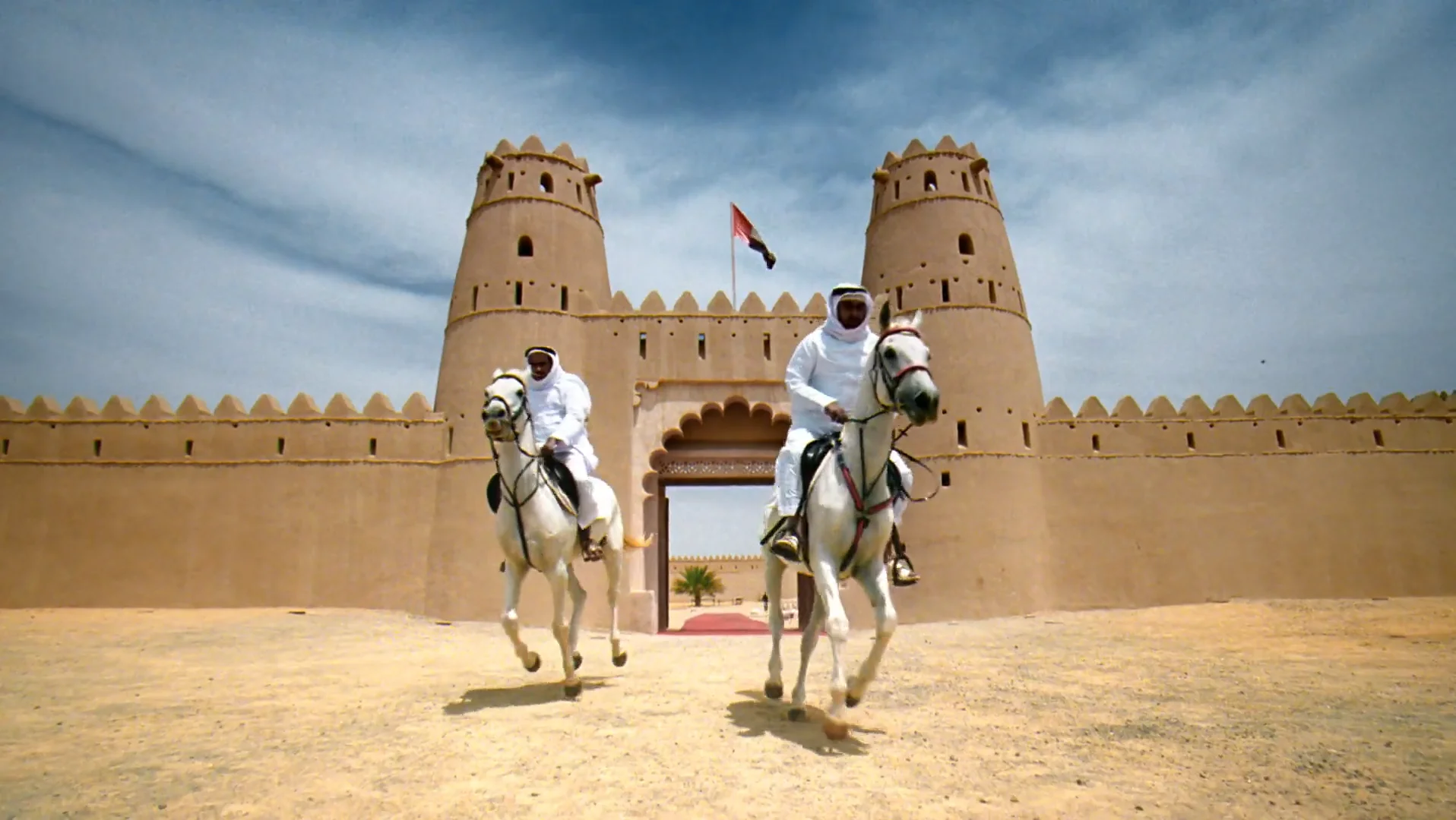 FRANCO MARINELLI - TRAVEL & TOURISM REEL - ABU DHABI - BAYNOUNAH on Vimeo