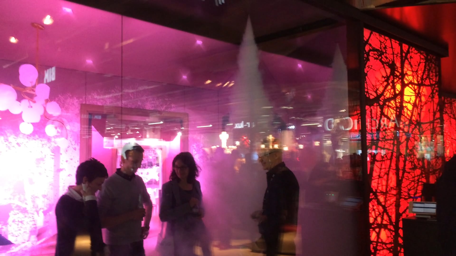 air-lux lüftet Nebel an der Swissbau Basel 2016 on Vimeo