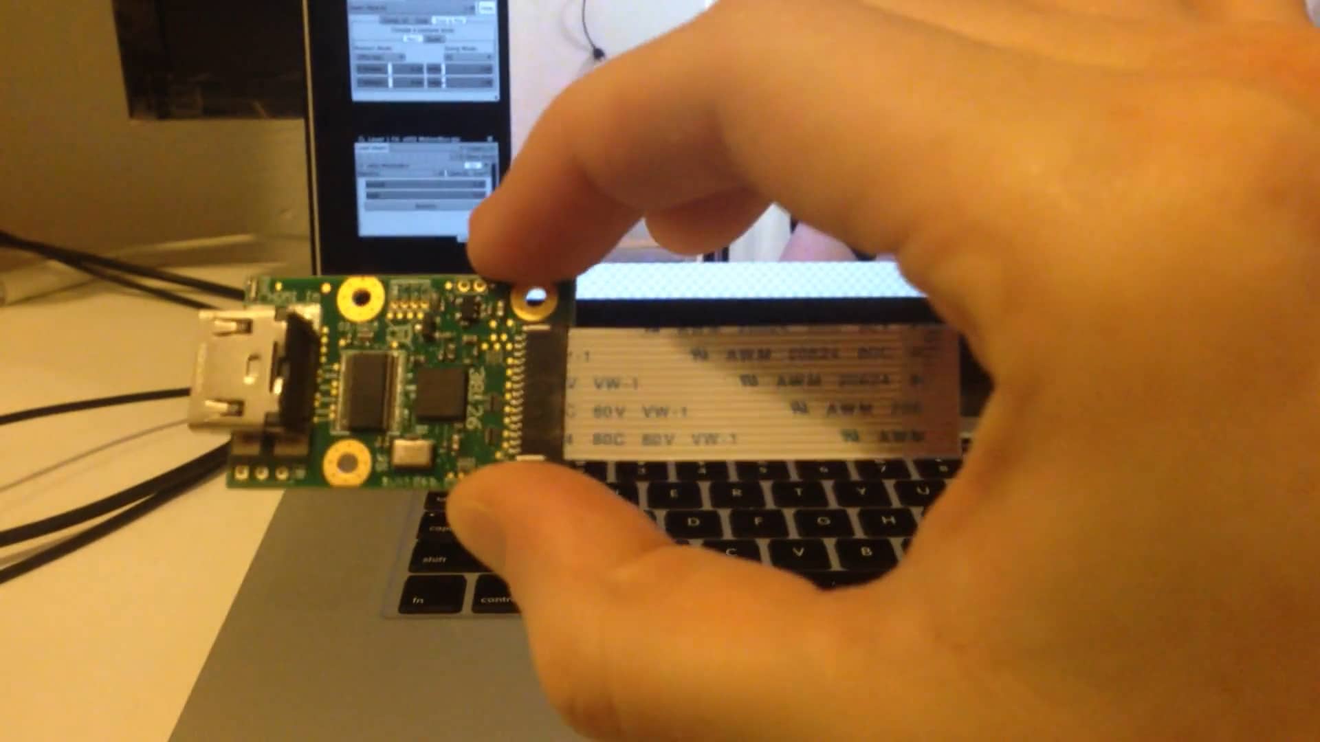 Uncompressed HDMI Video Input to Raspberry Pi in OpenFrameworks on Vimeo