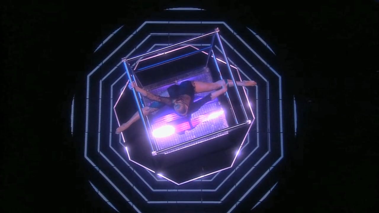 Karolina Gajewska Contortion Act - Semifinals to Polish Got Talent 2015 ...