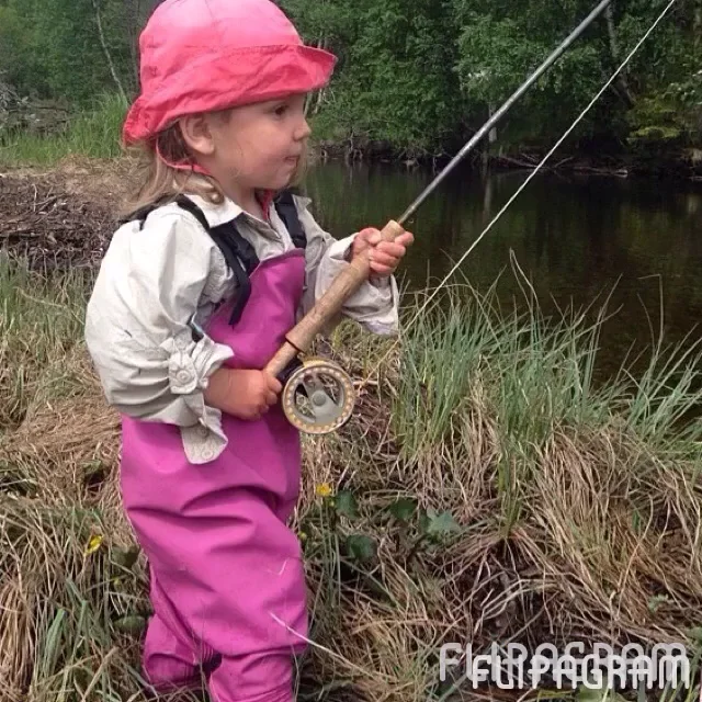 Fly fishing Flygirls a collection of some amazing fly fishing ladies ...