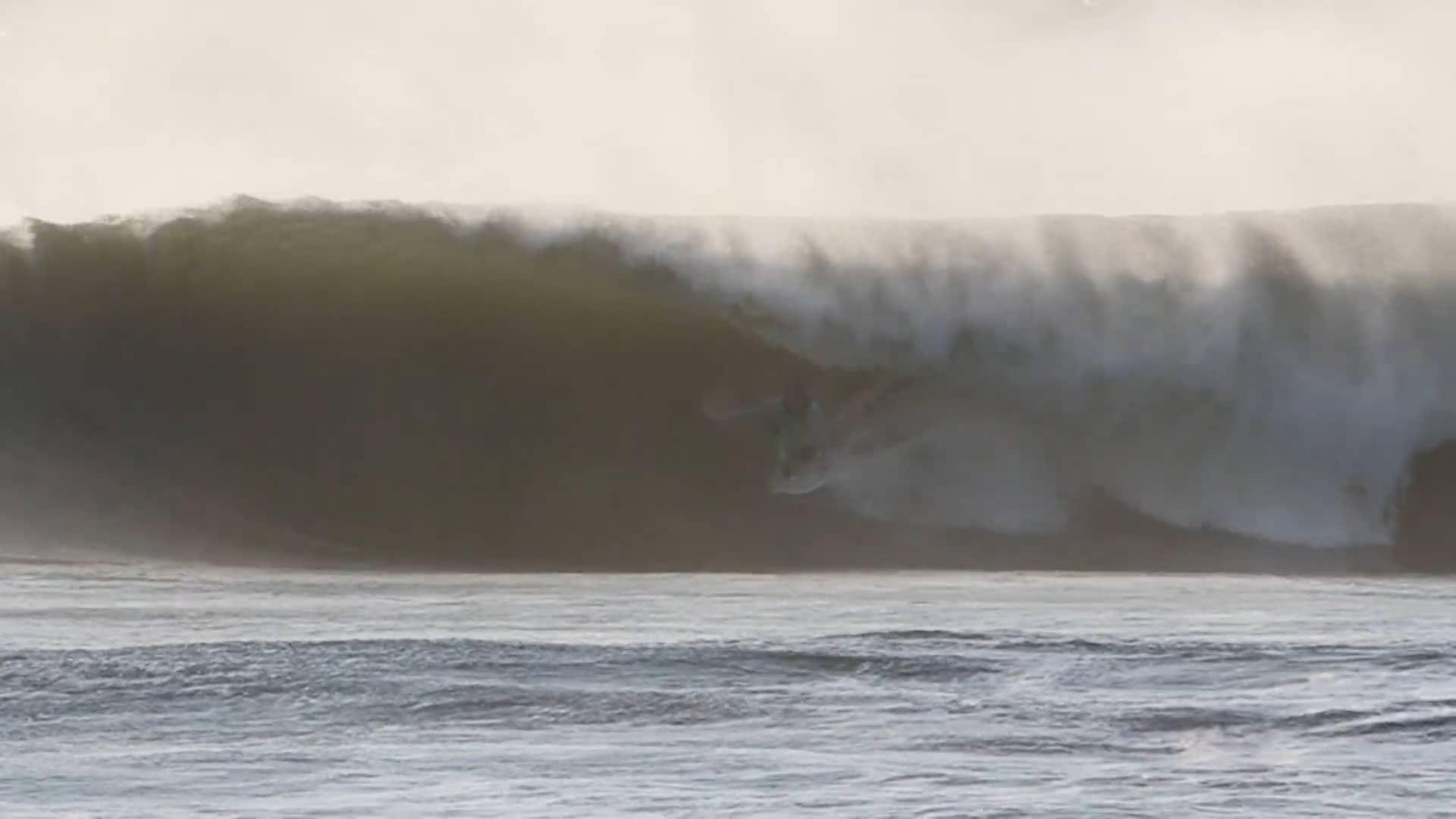 A Fistful of Supertubos with Dane Hall on Vimeo