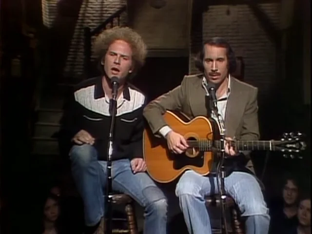 Boxer Paul Simon Snl