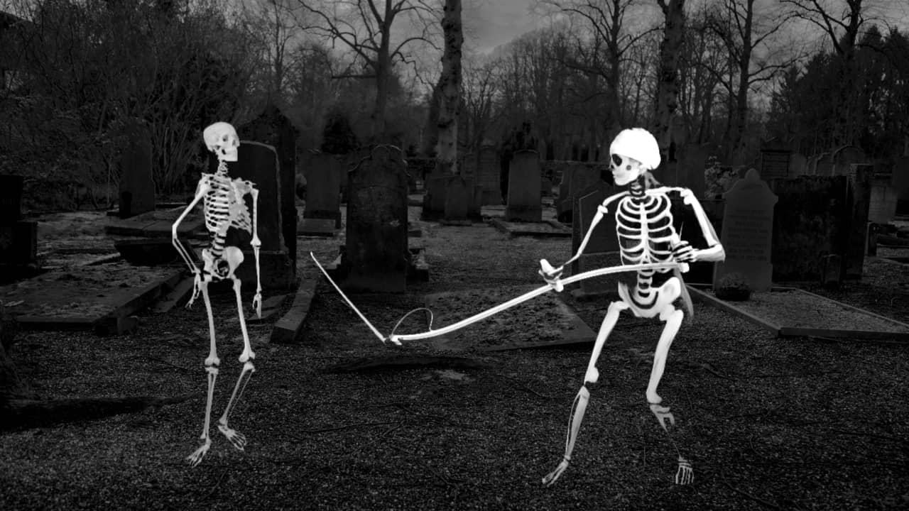 Danse Macabre body painting by Amit Bar on Vimeo