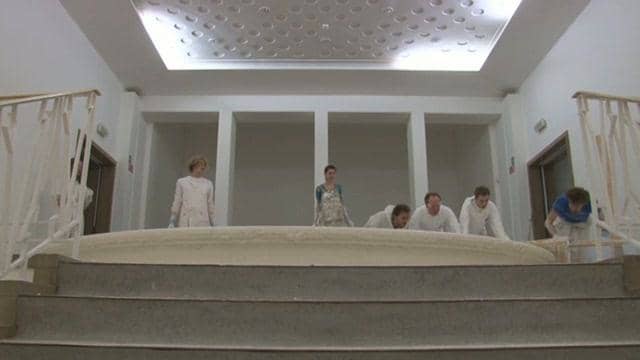 Running Mould (2010) on Vimeo