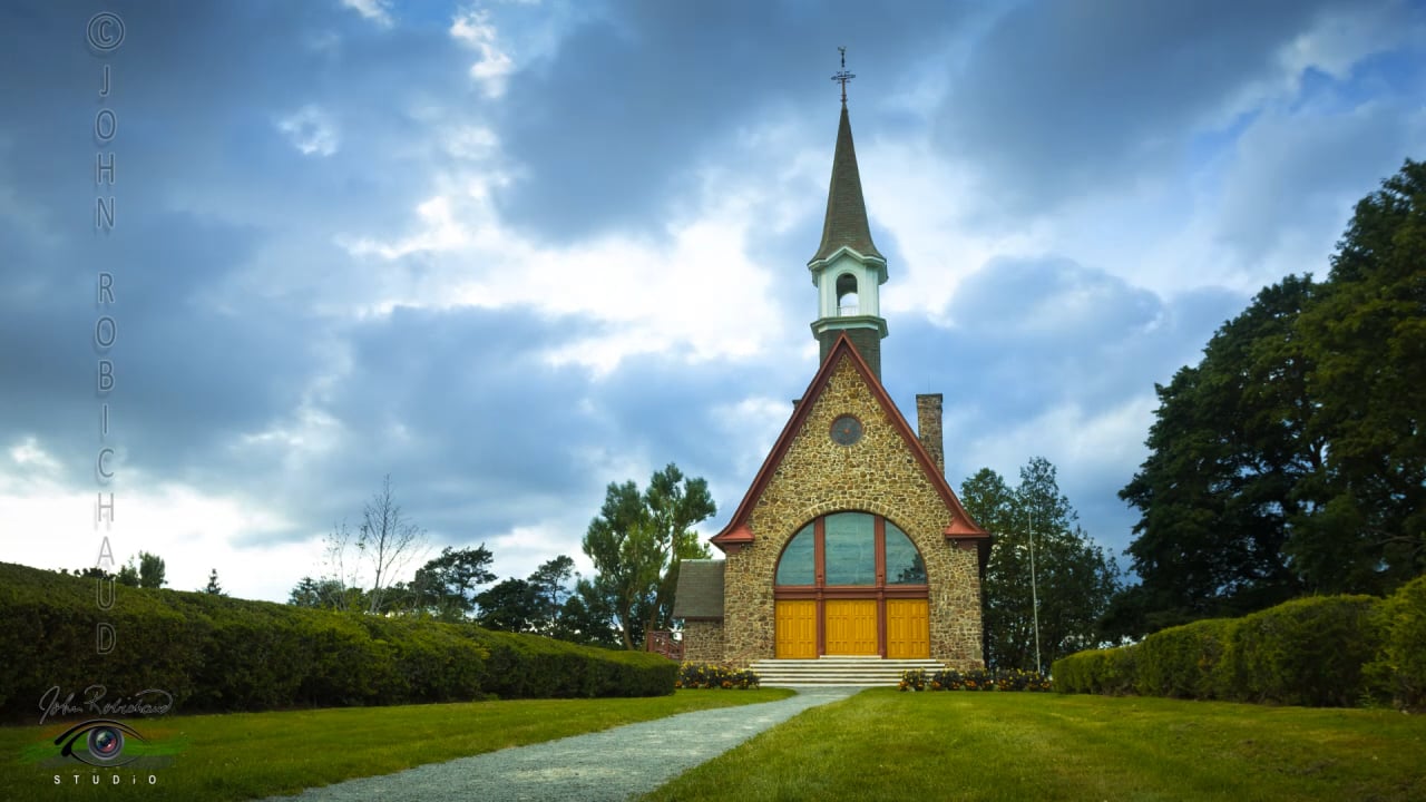 Time Lapse of The Grand Pre Church by John Robichaud on Vimeo