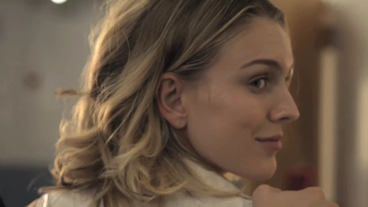 JESSICA LAUREN INTERVIEW/ NUNE CHARACTER "BRIANA ENRIGHT" on Vimeo