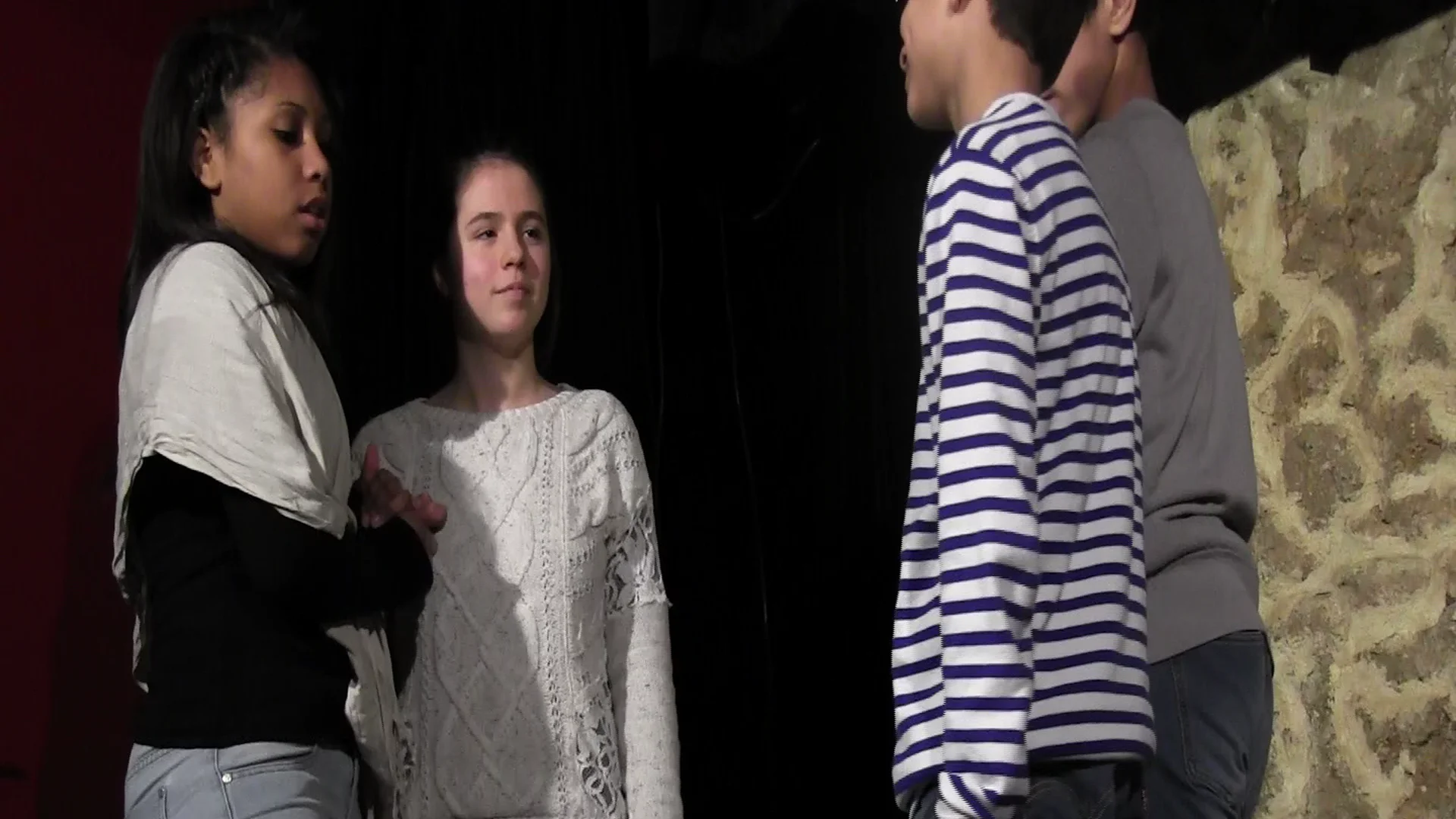 Amanda, Alizé, Rafaël et Timothée dans "Interdiction de sortie !" on Vimeo