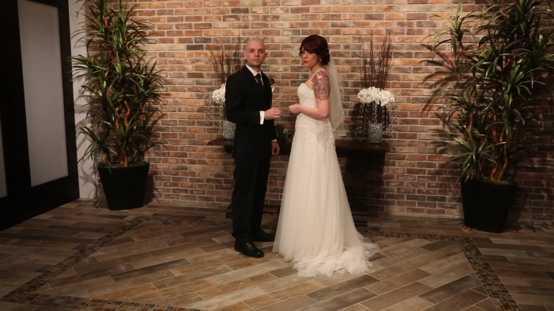 Las Vegas Chapel Weddings - Las Vegas Hotel Chapels on Vimeo