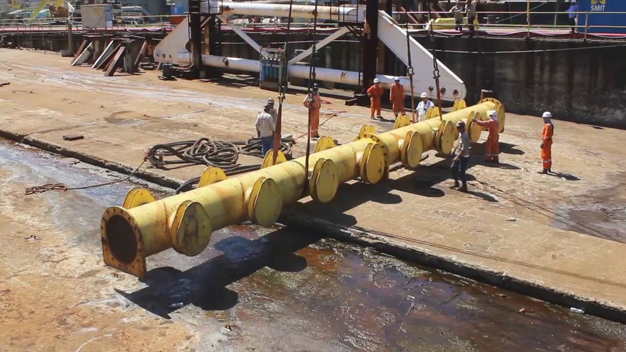 FPSO Module Installation 2015_04_20 on Vimeo