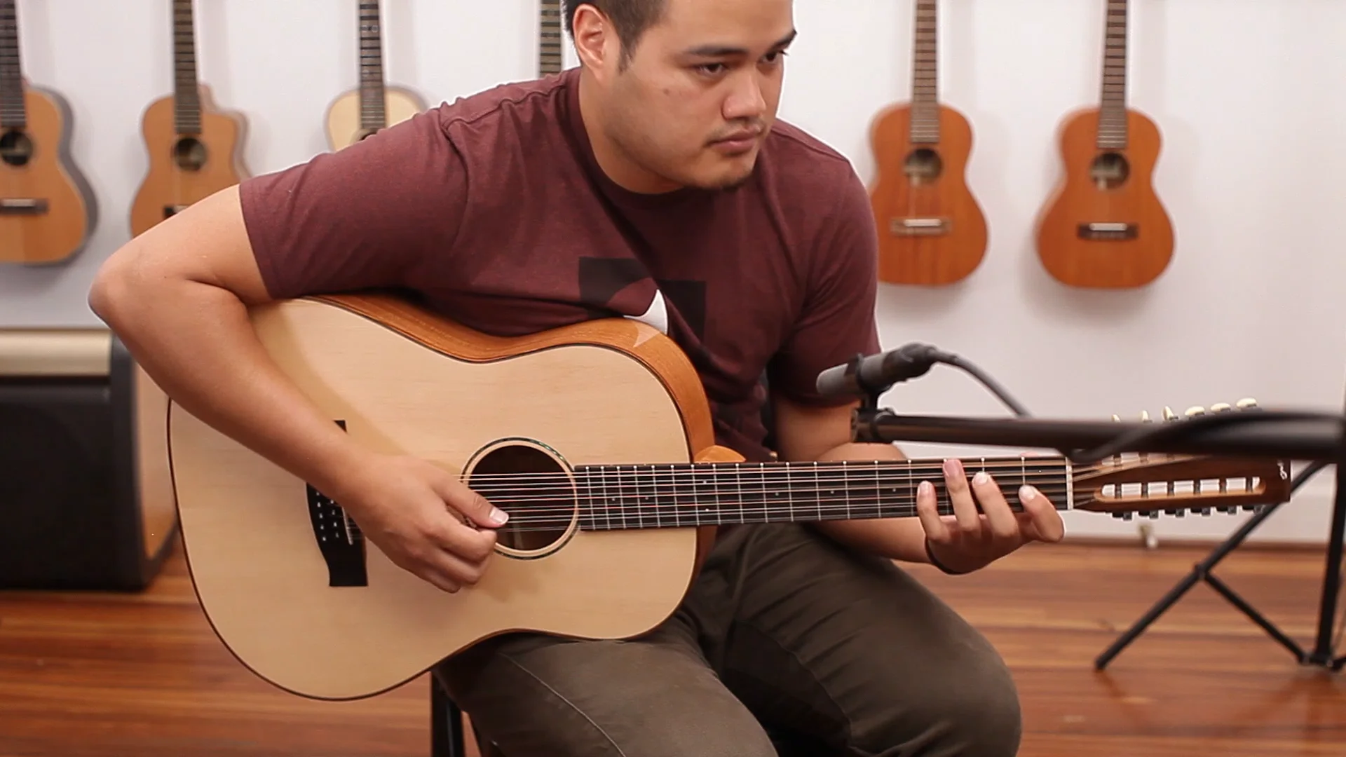 Pono Guitar DS12-20 on Vimeo