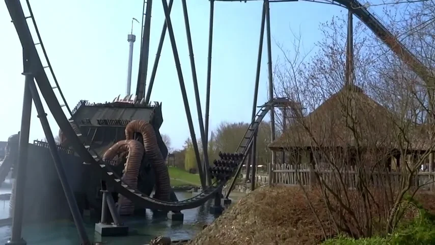 Krake Dive Coaster @ Heide-Park Resort Germany Slomotion on Vimeo