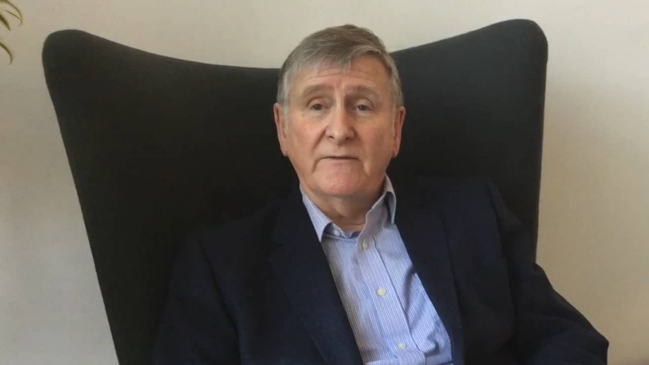 Yr Athro / Professor Graham Donaldson on Vimeo