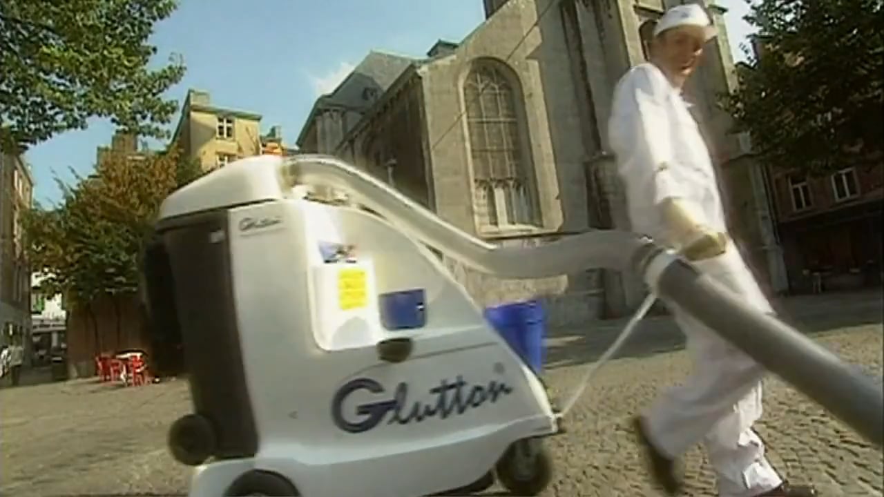 Glutton® aspirador de residuos urbanos - ciudades on Vimeo