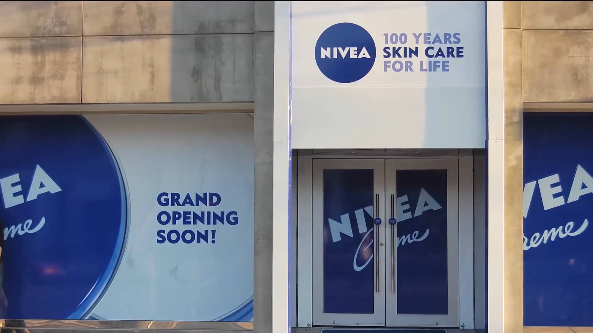 Nivea - Pop-up store: Nivea Haus on Vimeo