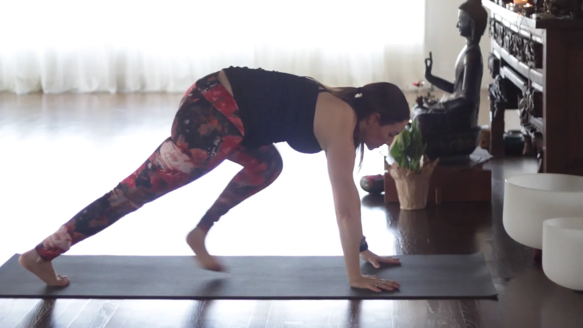 50 Minute Ashtanga Practice Yoga with Lesley Fightmaster on Vimeo