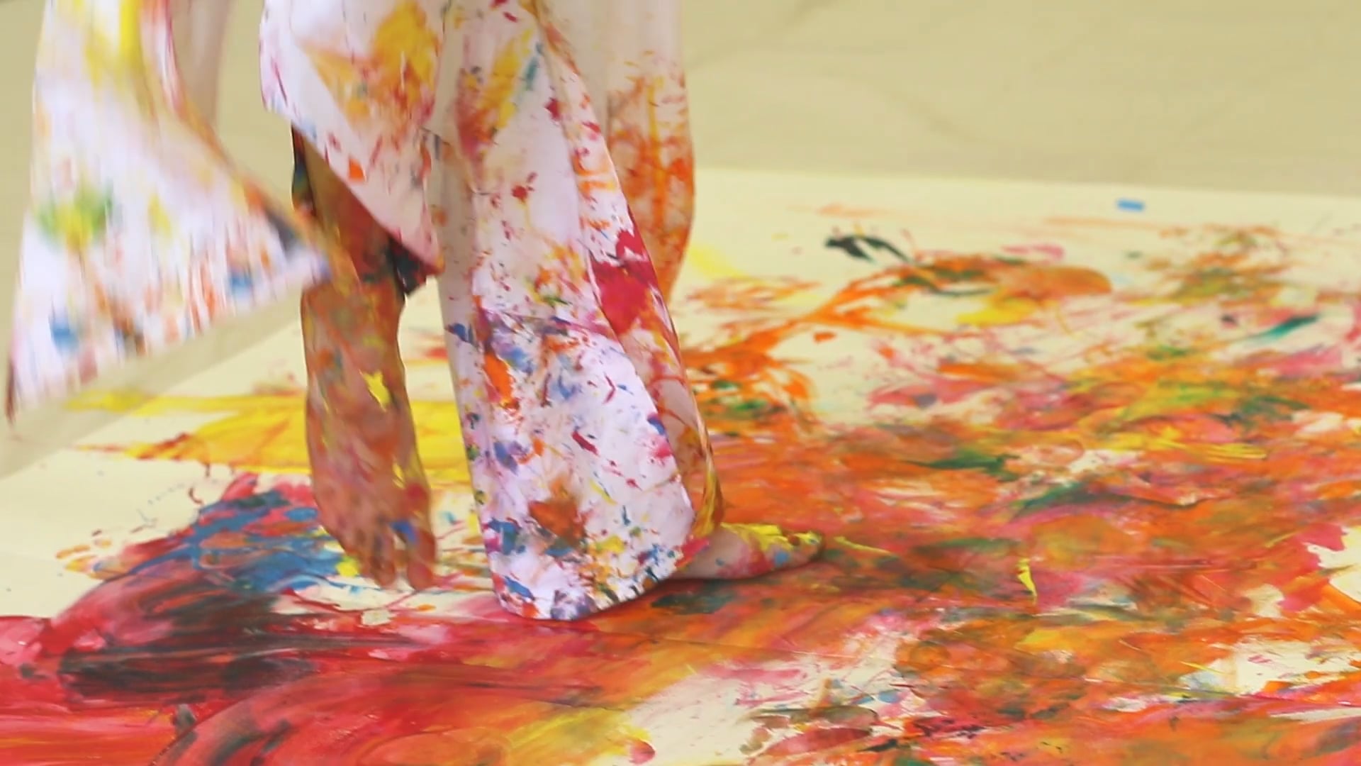 Paint Dancing on Vimeo