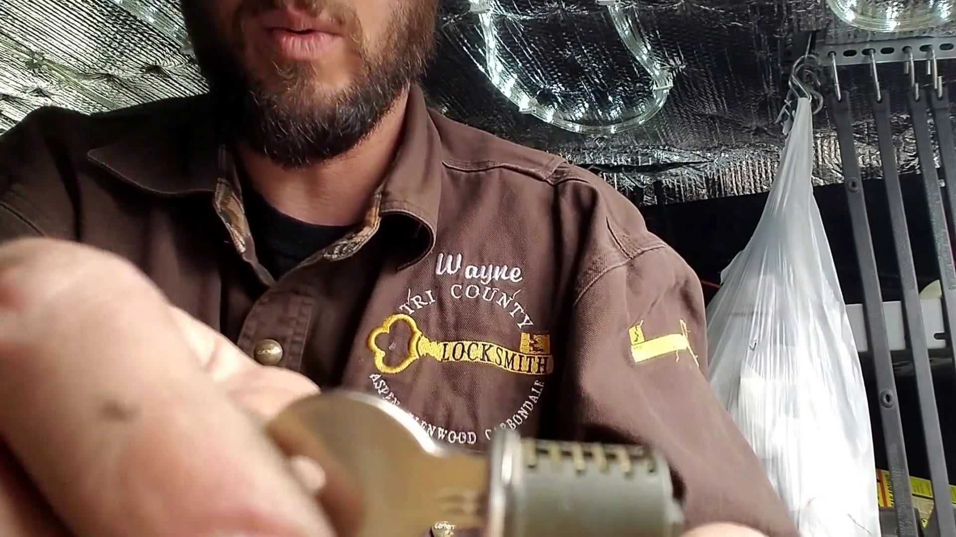 Disk Retianer Lock with internal Retaining wafer How to Relese