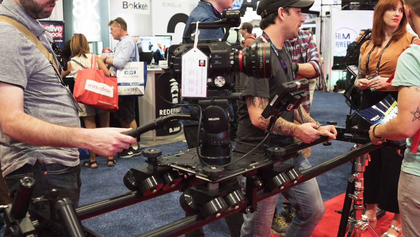 Newsshooter at NAB 2016: Kessler shuttle dolly on Vimeo