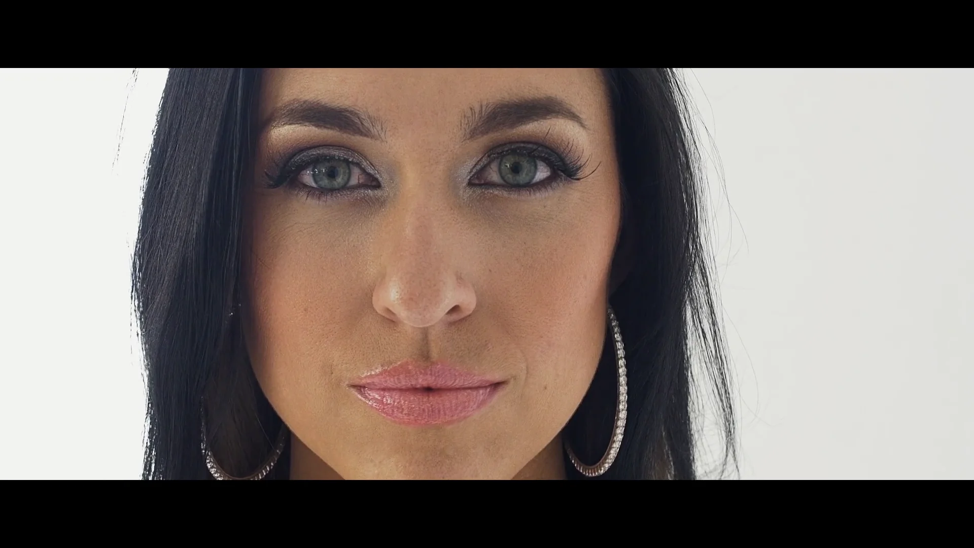 The Story of Bikini Fitness Athlete Siera Capesius on Vimeo