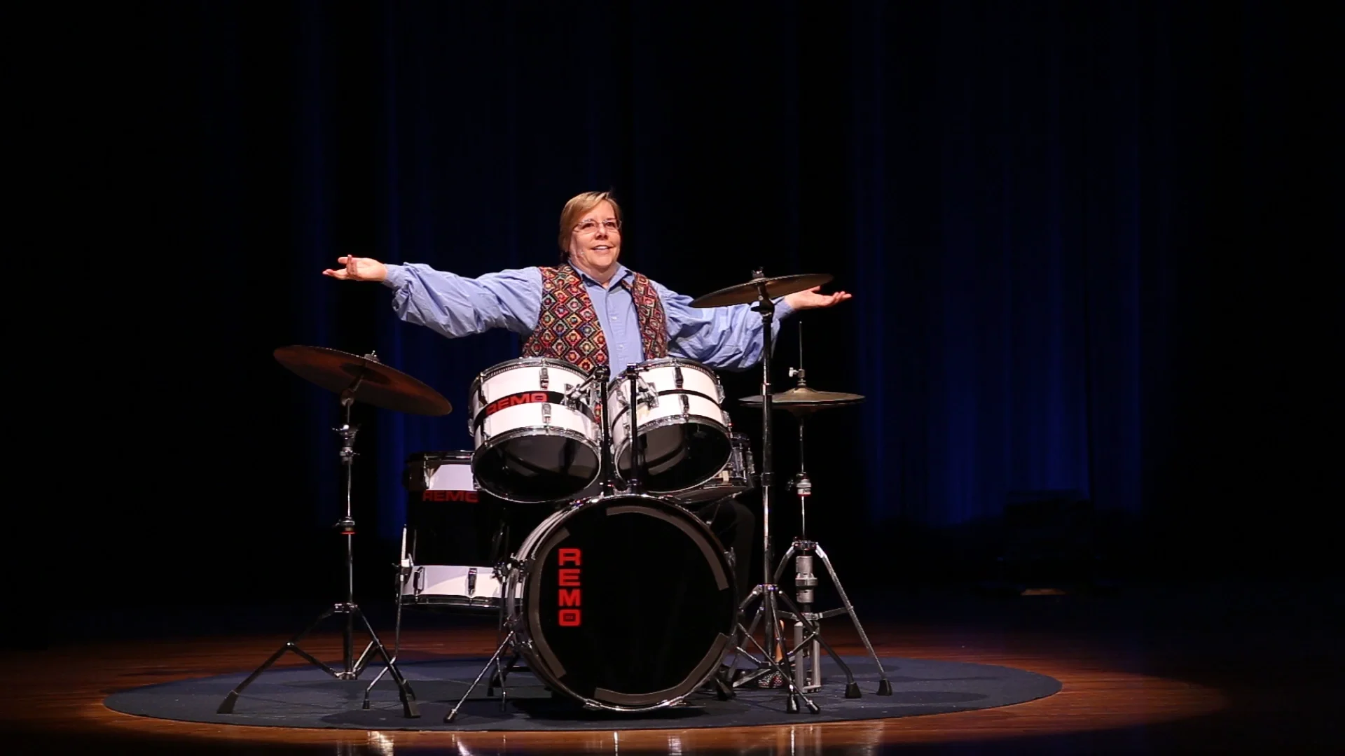 7x7 Donna Bohn - Syncing the Samba on Vimeo